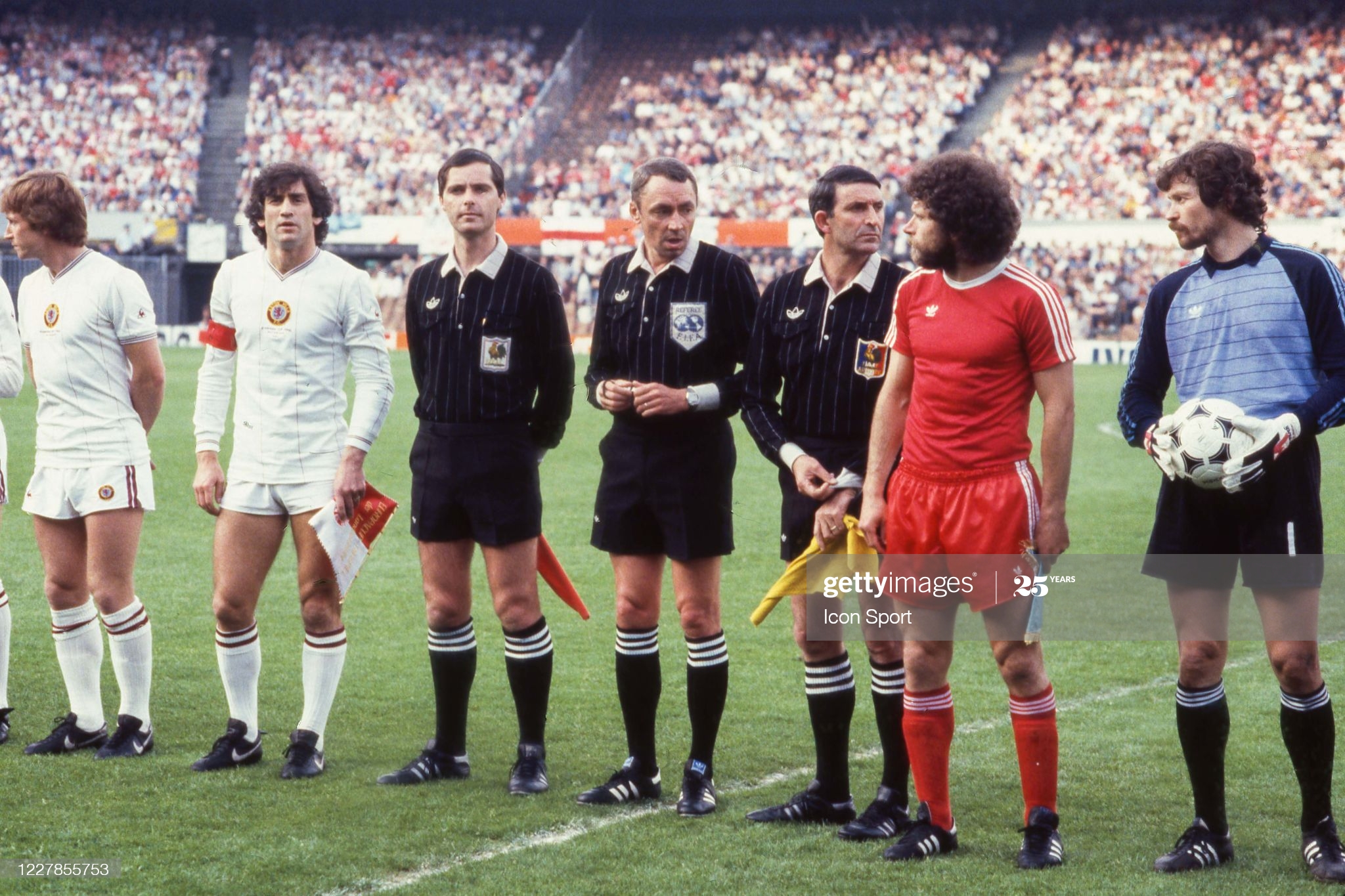 Aston Villa Team Signed European Cup Final 1982 Programme - Golden ...