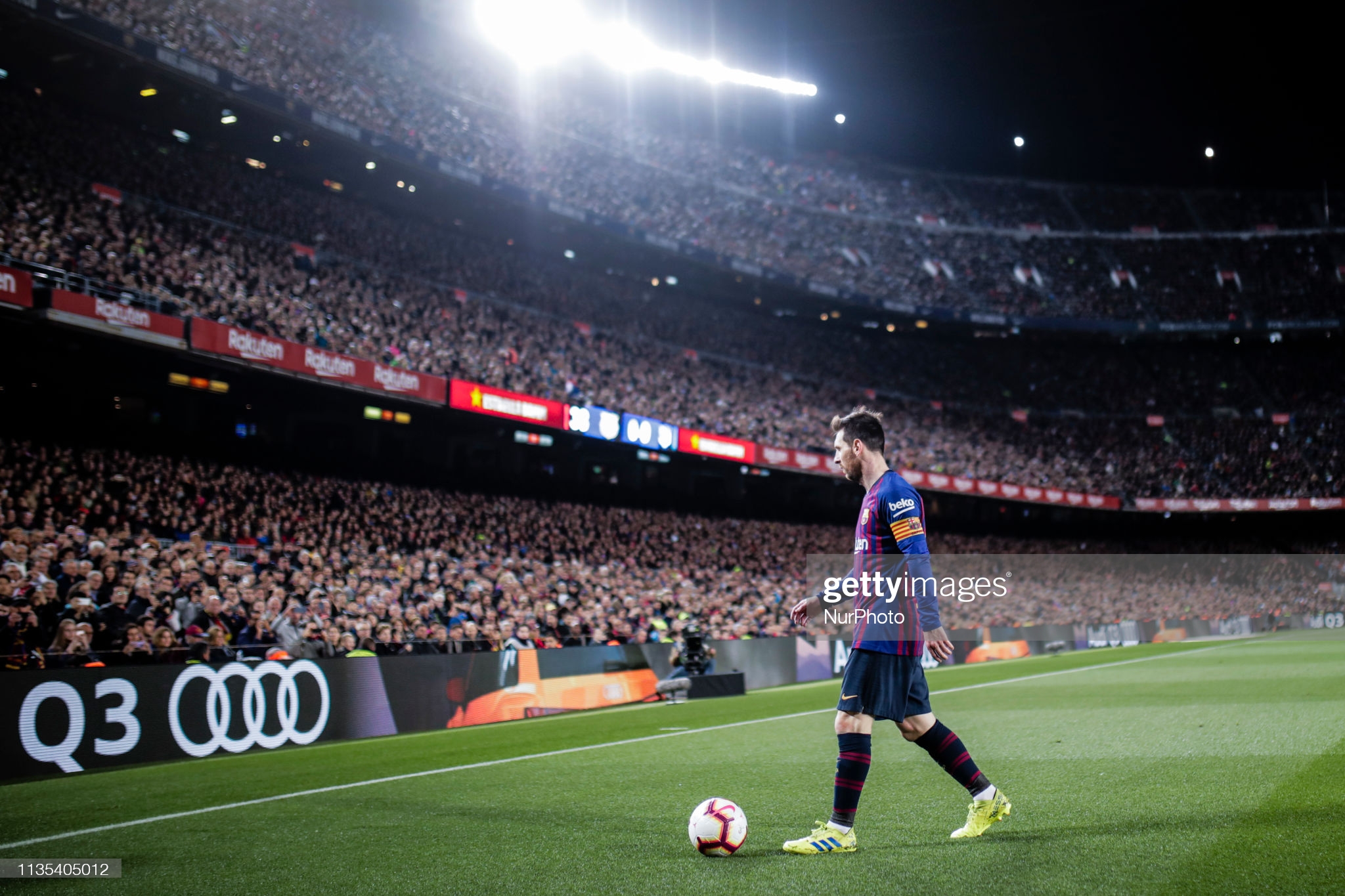 Lionel Messi Match Worn Used Signed F.C Barcelona Captains Armband ...