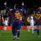 Lionel Messi Match Worn Used Signed F.C Barcelona Captains Armband ...