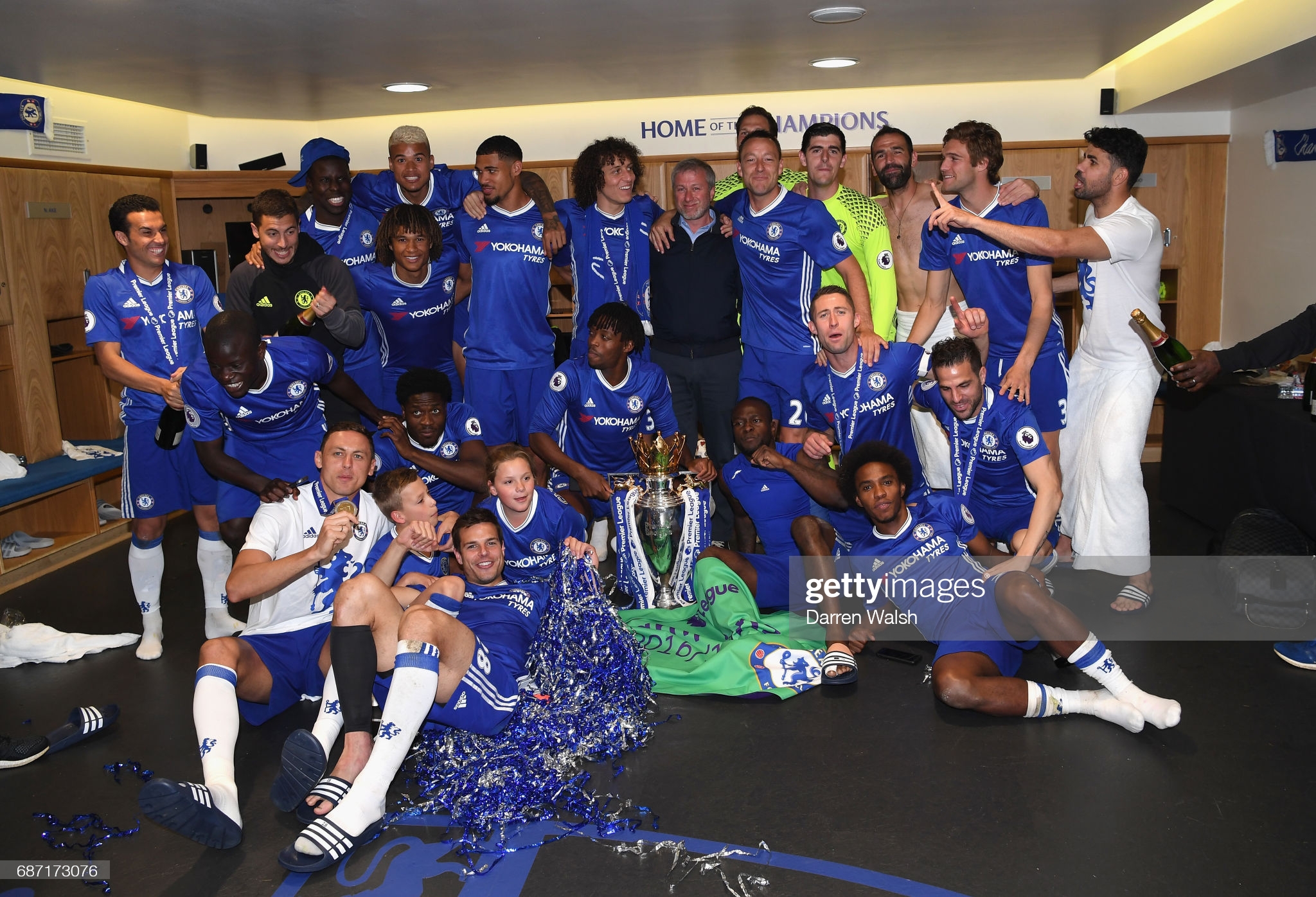 Chelsea Premier League Winners Medal 2016 - 2017 - Golden Soccer Signings