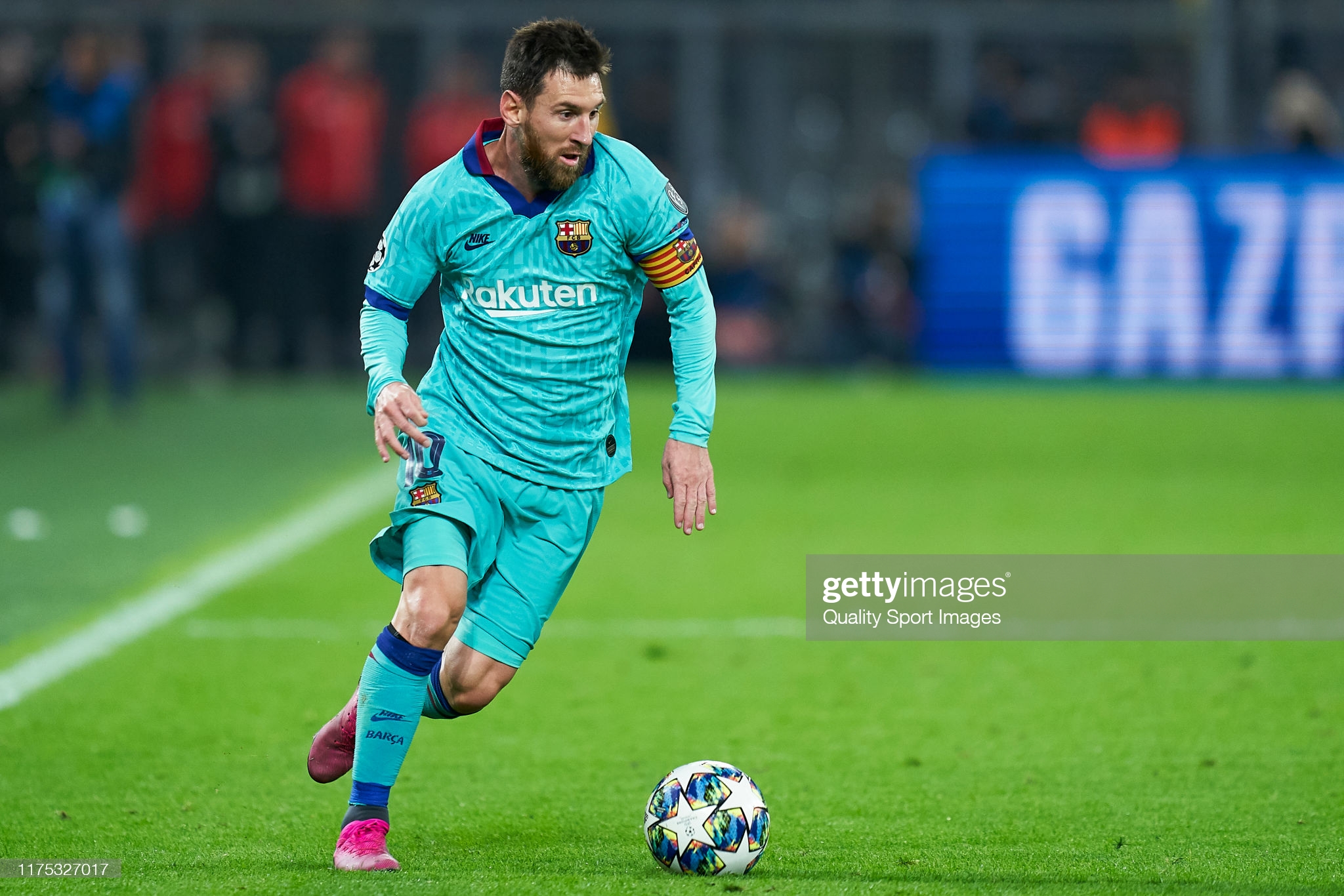 Lionel Messi Match Worn Pre Match Warm Up Bib Champions League 2019 ...