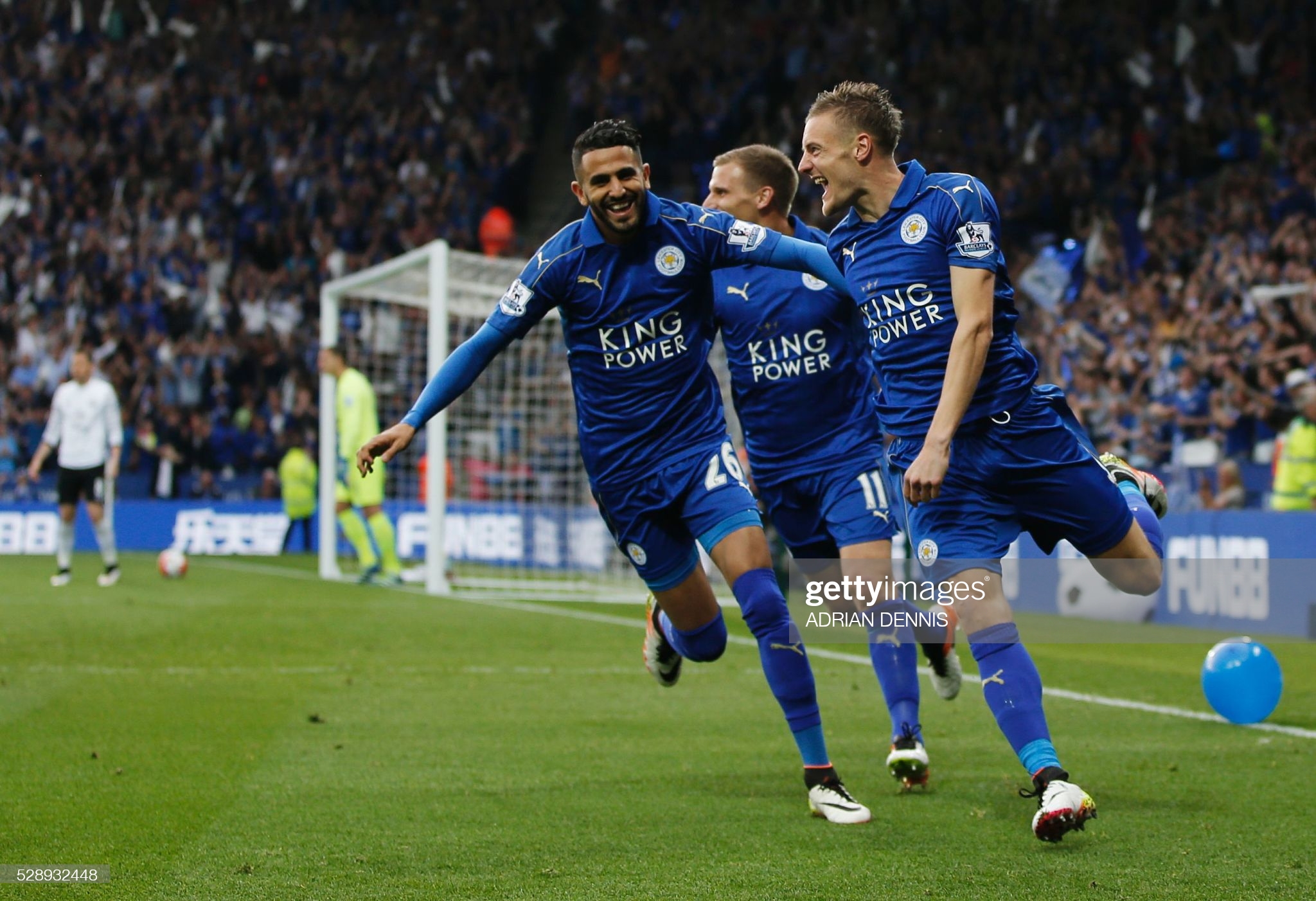 Jamie Vardy Signed Personalised Leicester City Premier League Champions ...