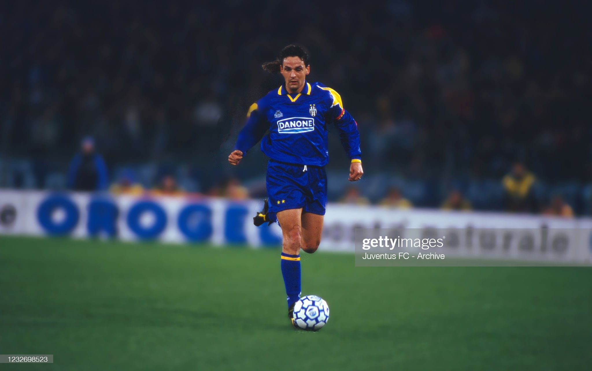 Roberto Baggio Match Worn Juventus Football Boots - Golden Soccer Signings