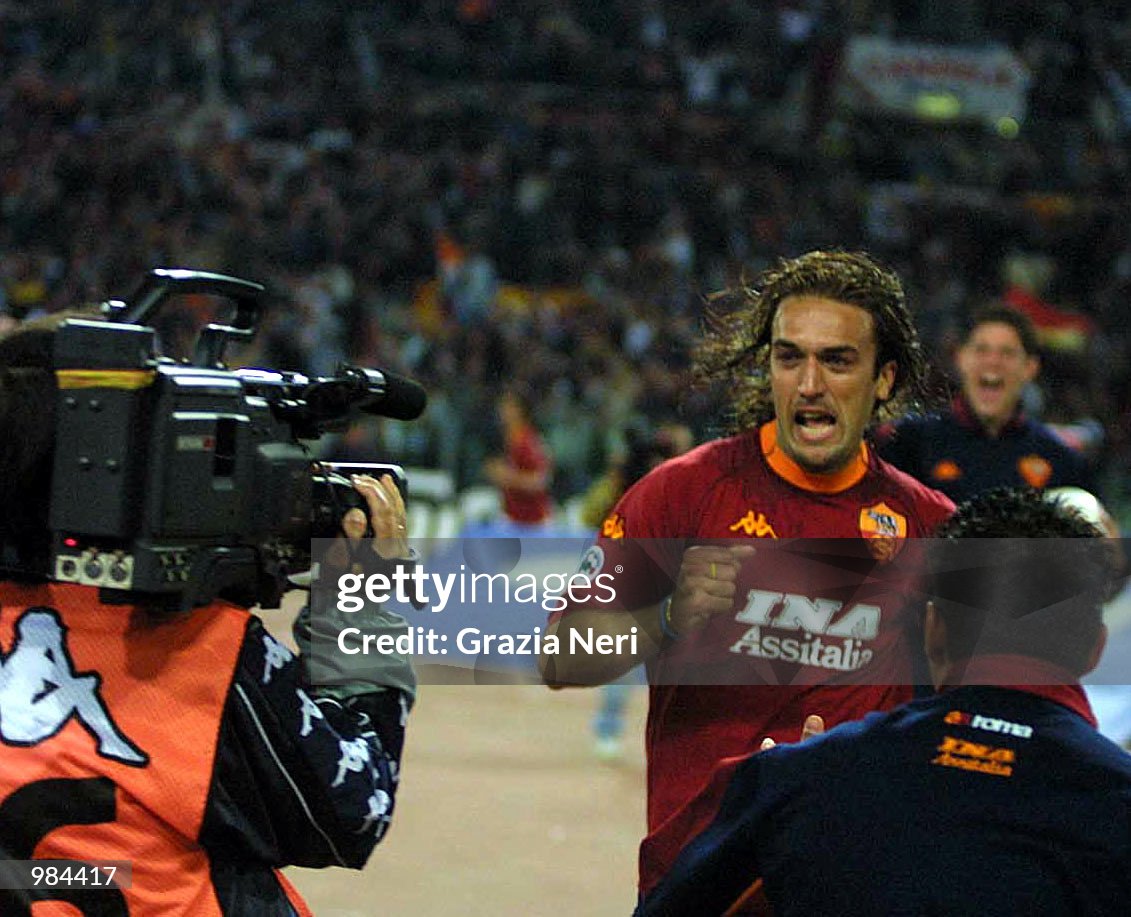 Gabriel Batistuta Match Worn Roma Shirt 2000 - 2001 Season - Golden ...